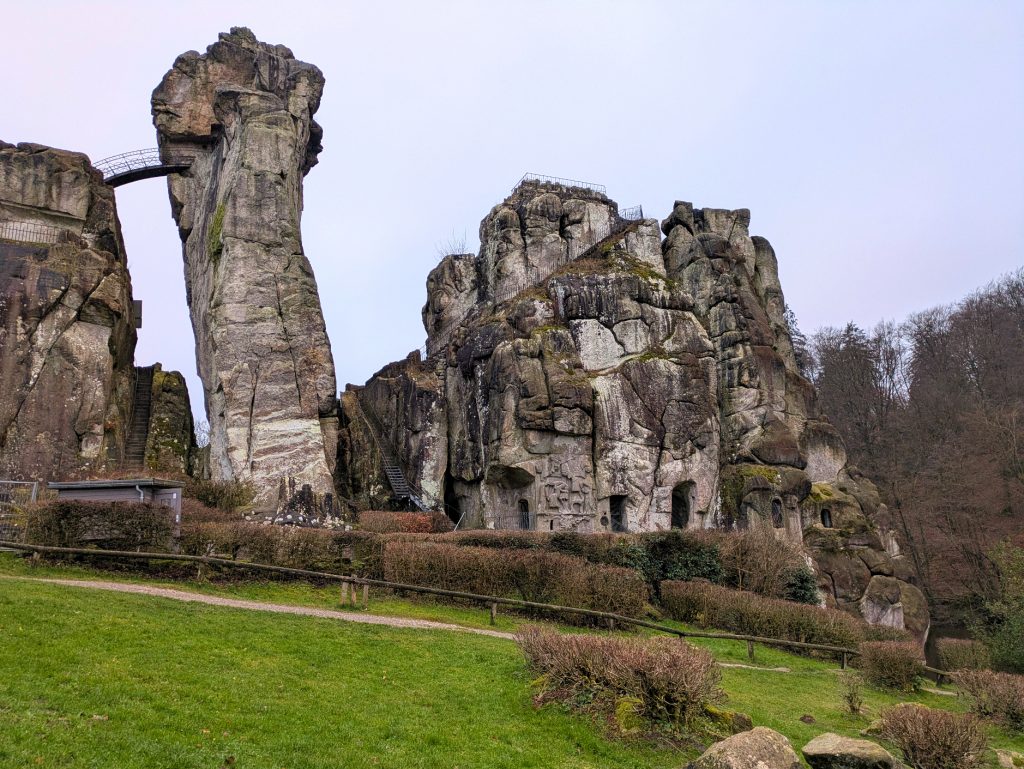 Mit allen Sinnen die Natur an den Externsteinen erleben | Mein-Lemgo