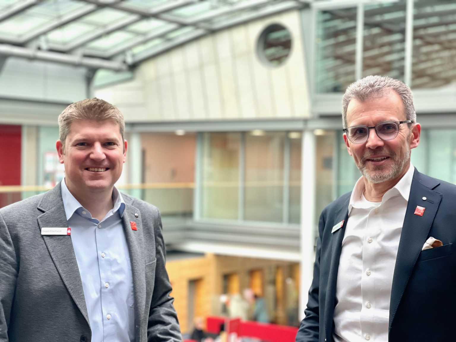 Die Sparkasse Lemgo blickt auf ein erfolgreiches Geschäftsjahr zurück ...